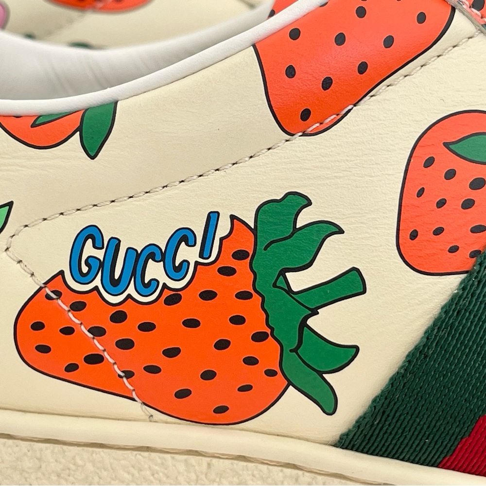 Rare Gucci Ace Strawberry Print Leather Sneakers In W… - Gem